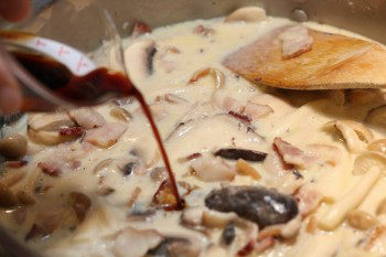 Creamy Mushroom Bacon Spaghetti • Just One Cookbook