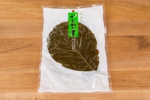 Kashiwa (Oak) Leaves • Just One Cookbook