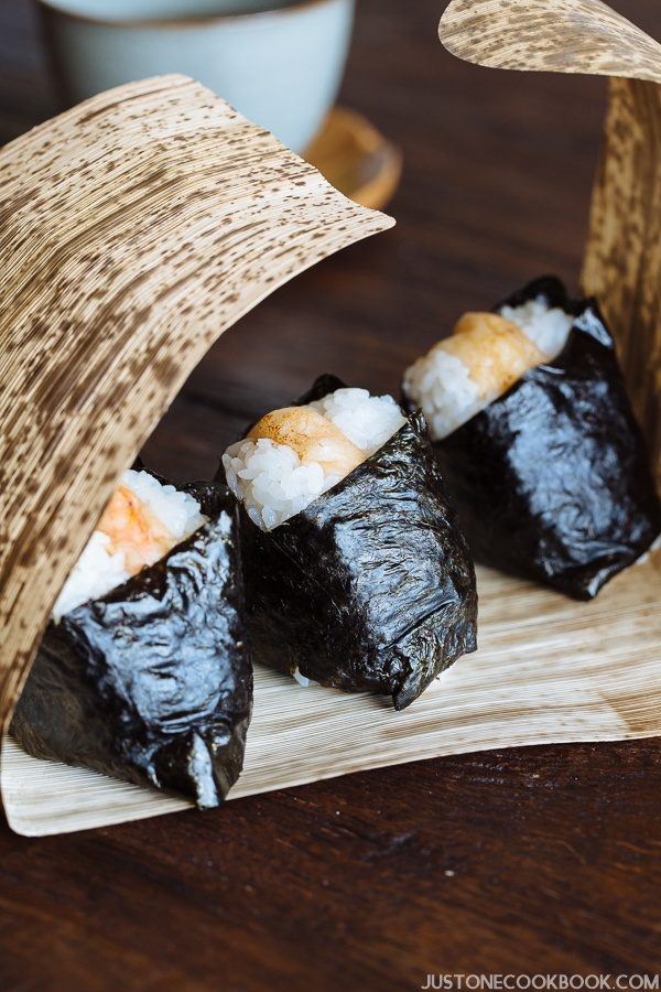 Tenmusu (Tempura Shrimp Rice Ball) 天むす • Just One Cookbook