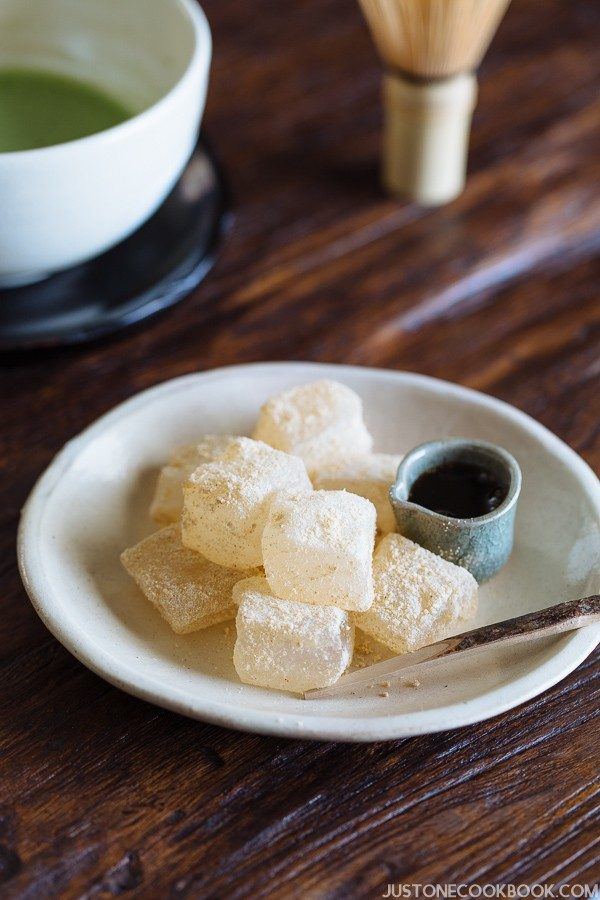 Warabi Mochi わらび餅 • Just One Cookbook