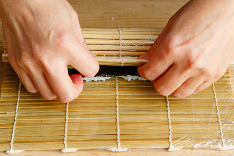 California Roll カリフォルニアロール • Just One Cookbook