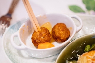 Japanese Dining Etiquette 101 食事のマナー • Just One Cookook