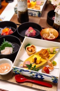 Japanese Dining Etiquette 101 食事のマナー • Just One Cookook