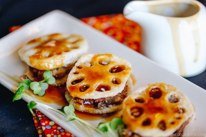 Fried Lotus Root with Pork 蓮根のはさみ揚げ • Just One Cookbook