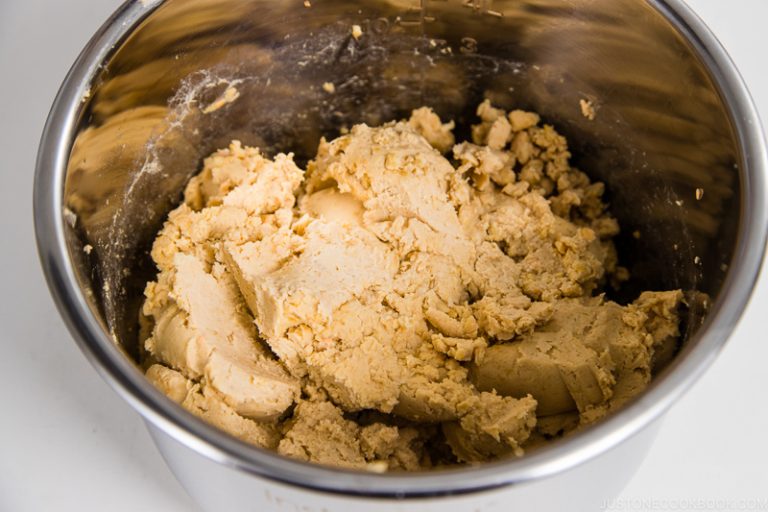 How To Make Miso 手作り味噌の作り方 • Just One Cookbook