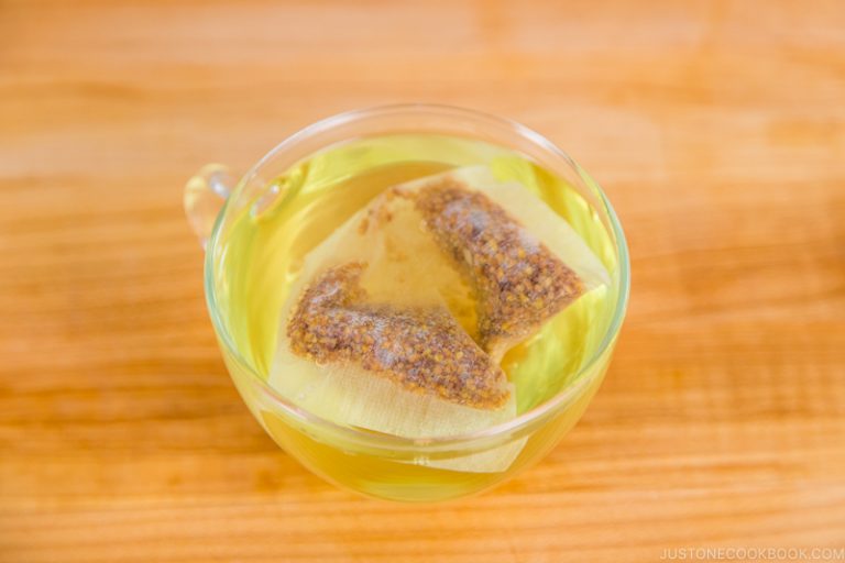 Buckwheat Tea (Sobacha) そば茶 • Just One Cookbook