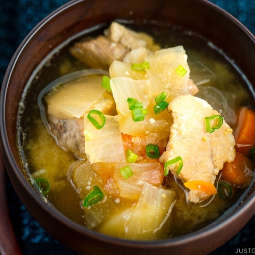 Tonjiru Recipe 豚汁 • Just One Cookbook