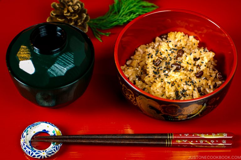 Guide to Japanese Cooking Methods: Simmer, Grill, Steam & Fry • Just ...