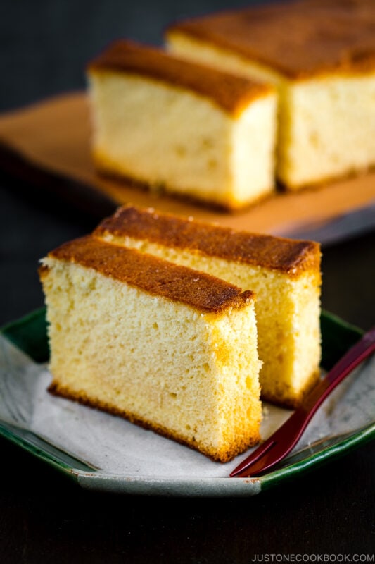 Castella Cake Recipe カステラ • Just One Cookbook