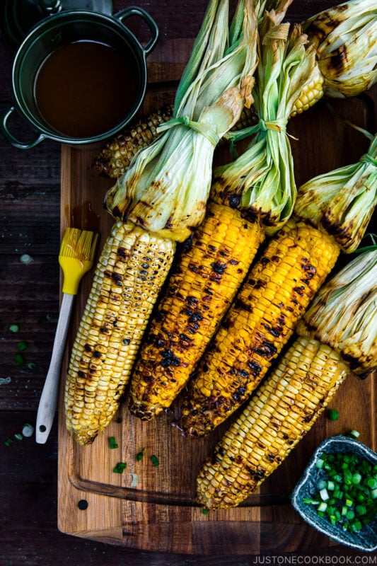 Grilled Corn with Miso Butter 味噌バターコーン • Just One Cookbook