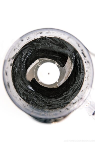 Homemade La-yu (Rayu Japanese Chili Oil) • Just One Cookbook