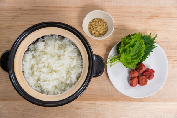 Ume Shiso Rice (Mazegohan) 梅しそ混ぜご飯 • Just One Cookbook