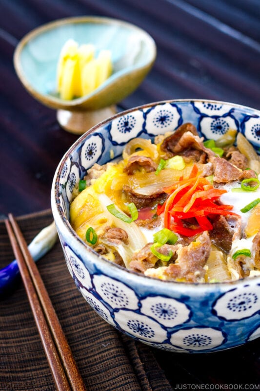 Gyudon (Japanese Beef Bowl) 牛丼 • Just One Cookbook