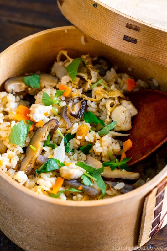 Takikomi Gohan (Japanese Mixed Rice) 炊き込みご飯 • Just One Cookbook