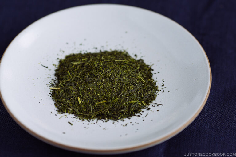 Green Tea 101: A Century Old Japanese Drink • Just One Cookbook
