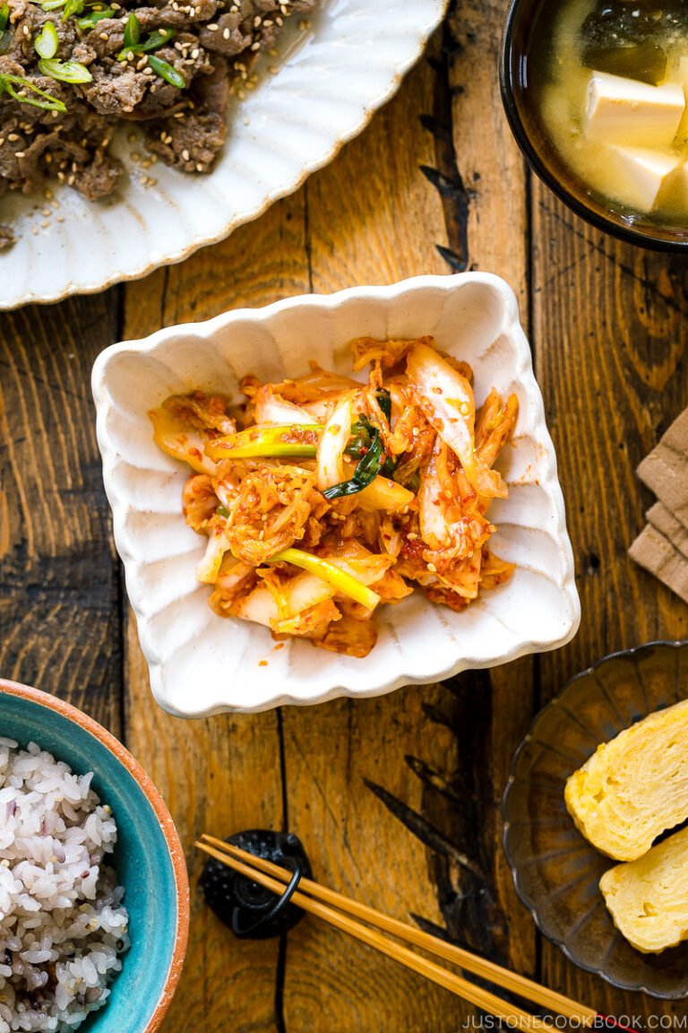 Quick Korean Fresh Kimchi 即席キムチ • Just One Cookbook