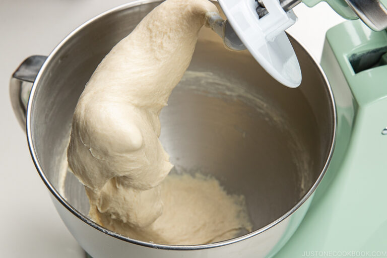 Japanese Milk Bread (Shokupan) (Video) 食パン • Just One Cookbook