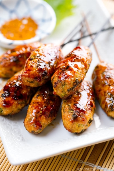 Tsukune (Japanese chicken meatball skewer) つくね • Just One Cookbook