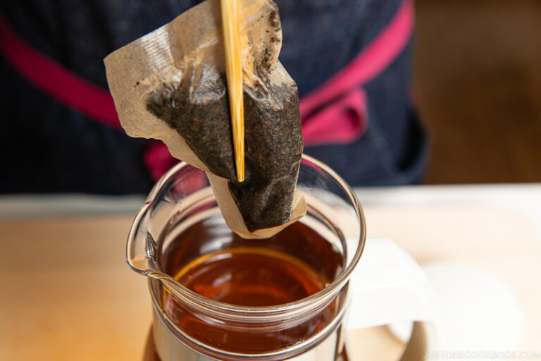 Mugicha (Japanese Barley Tea) 麦茶 • Just One Cookbook