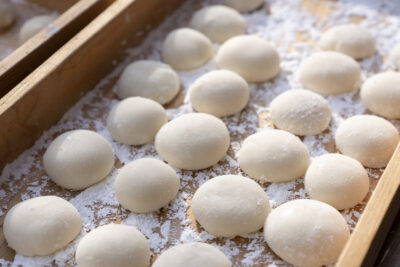 What is Mochi? All You Need to Know About Japanese Rice Cakes • Just ...