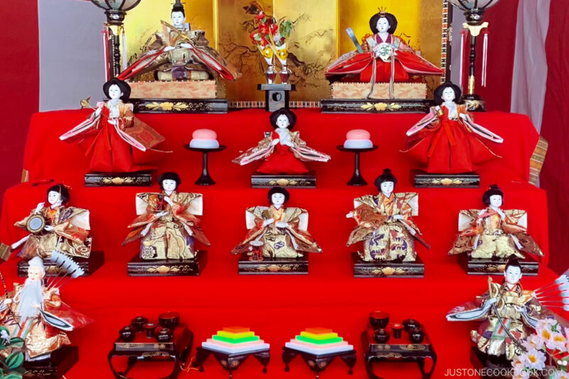 Hinamatsuri (Doll's Festival): Japanese Girls' Day Celebration ...