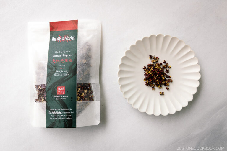 Homemade La-yu (Rayu Japanese Chili Oil) • Just One Cookbook