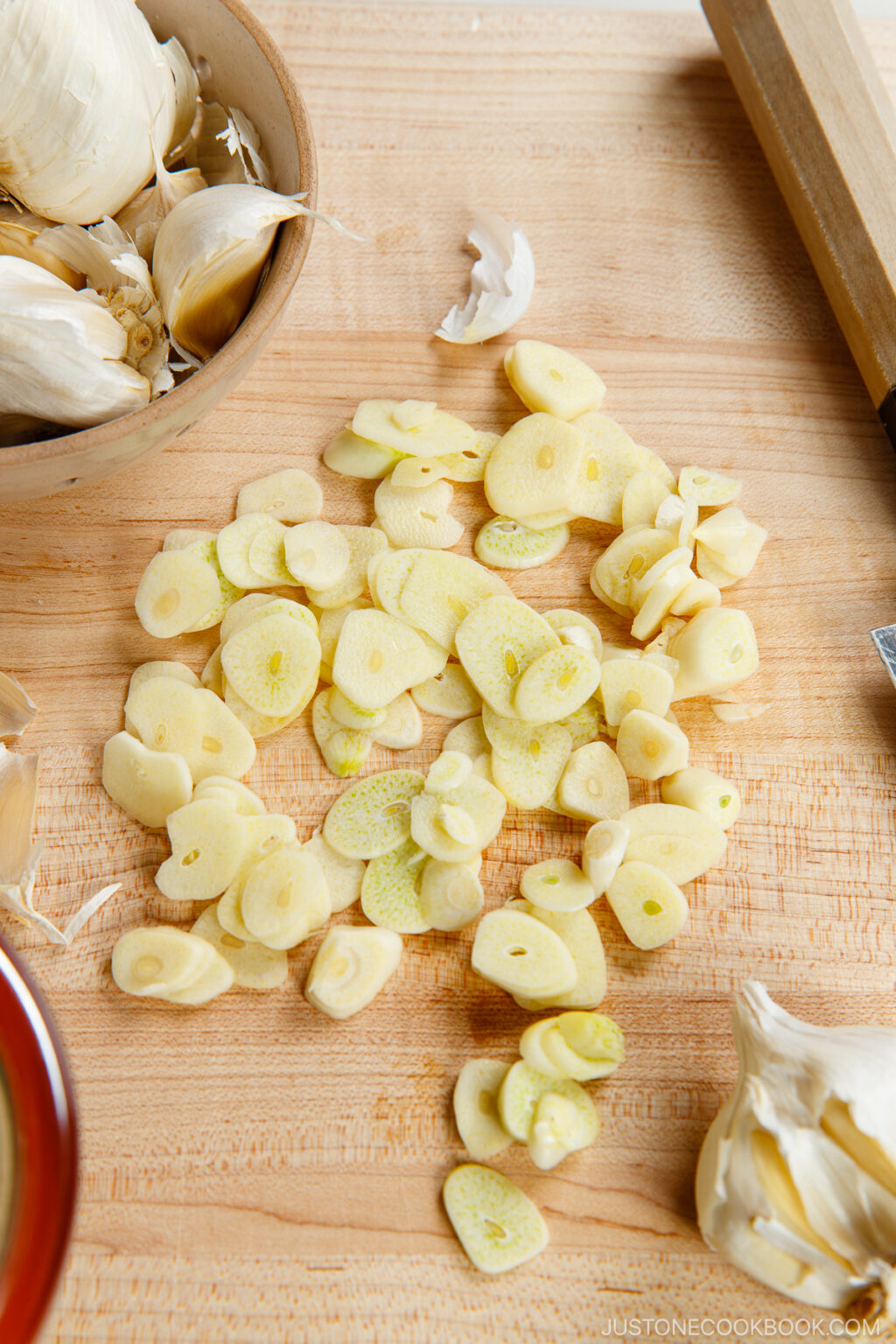 How to Make Garlic Chips • Just One Cookbook