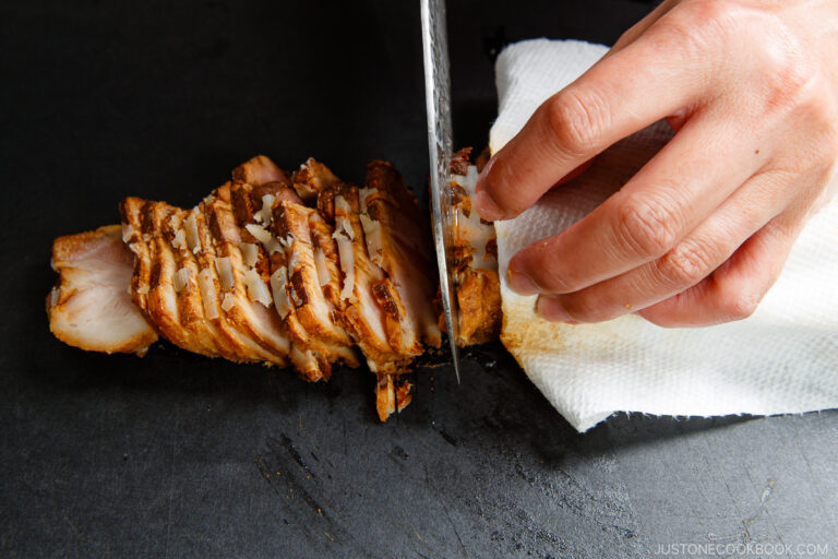 Shoyu Ramen - Recipe from Bizentei, Tokyo 醤油ラーメン • Just One Cookbook