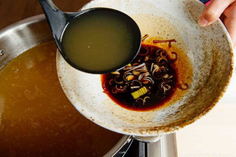 Shoyu Ramen - Recipe from Bizentei, Tokyo 醤油ラーメン • Just One Cookbook