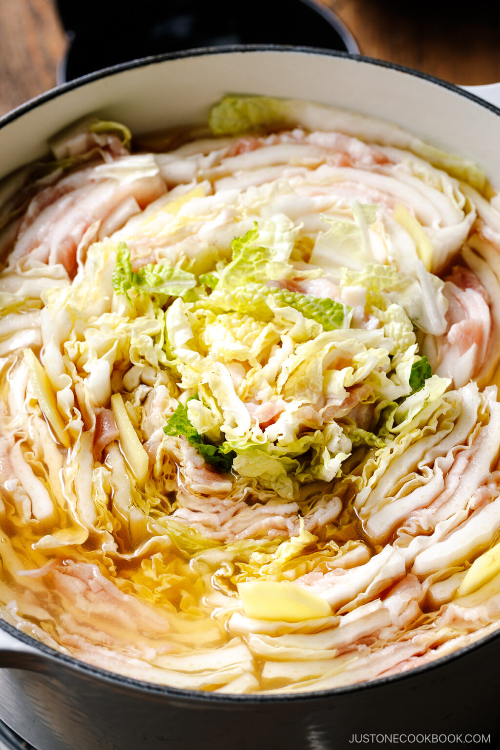 Mille-Feuille Nabe ミルフィーユ鍋 • Just One Cookbook