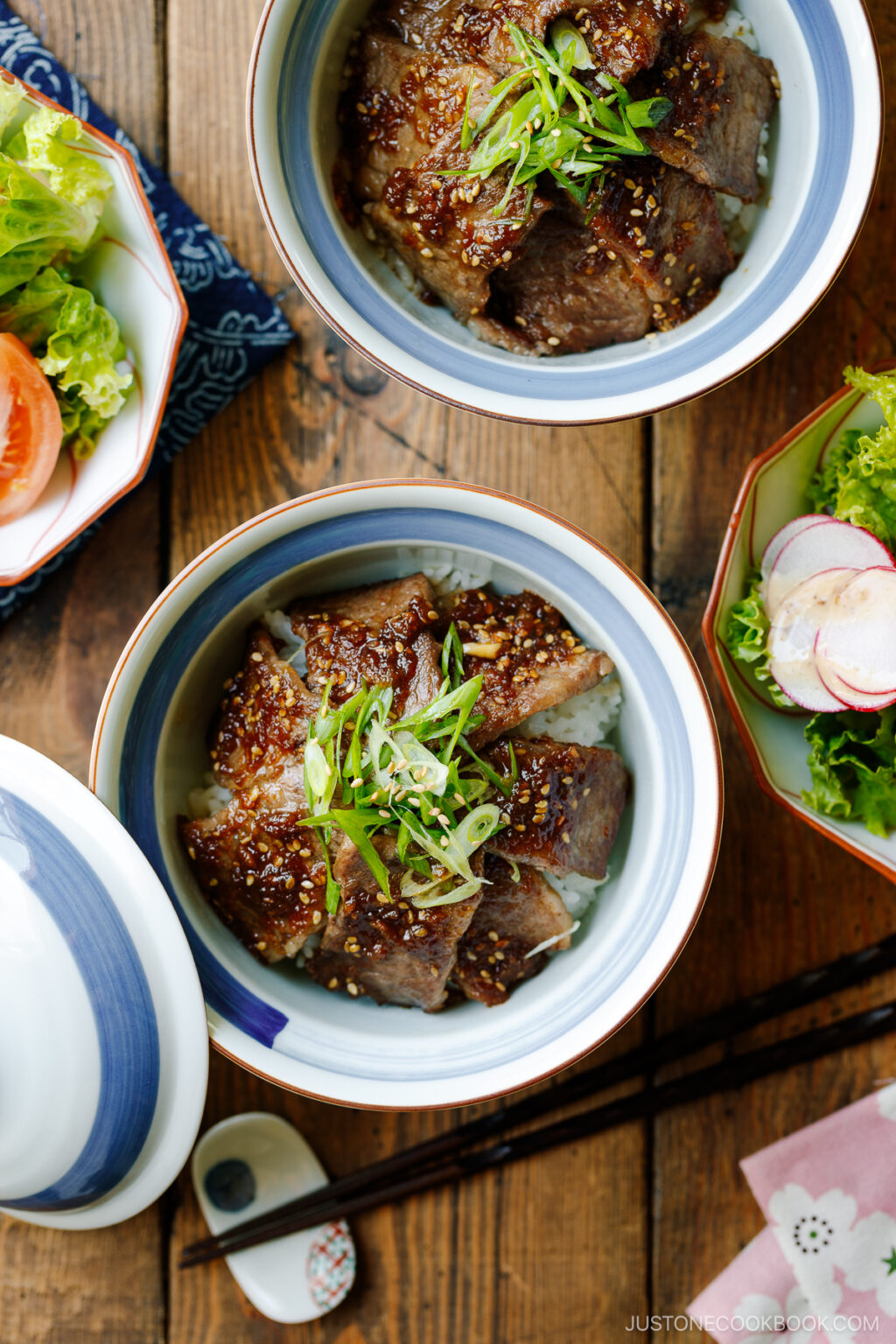 Yakiniku Don (Japanese Grilled Beef Bowl) 焼肉丼 • Just One Cookbook