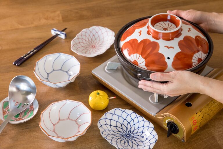 How to Choose the Best Donabe (Japanese Clay Pot) • Just One Cookbook