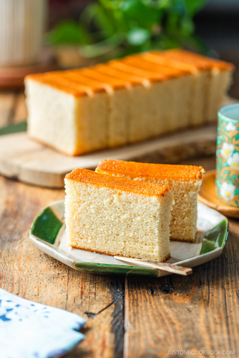 Castella Cake Recipe カステラ • Just One Cookbook