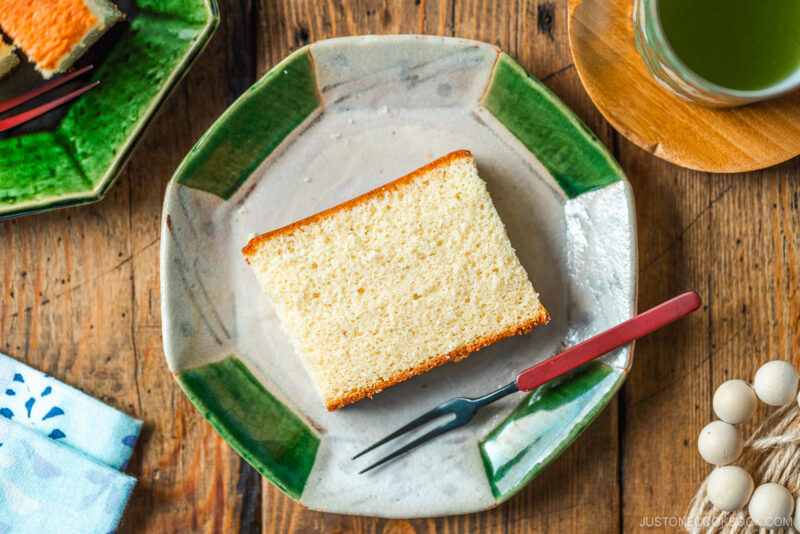 Castella Cake Recipe カステラ • Just One Cookbook