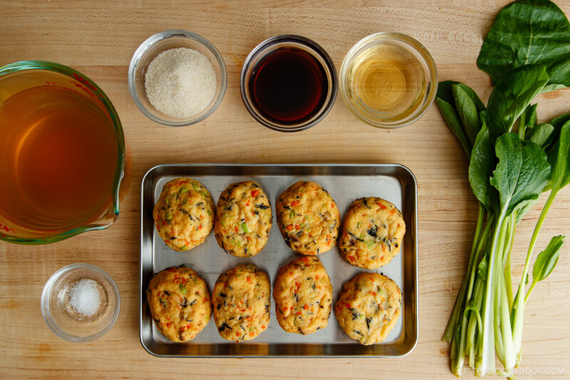 Simmered Ganmodoki がんもどきの含め煮 • Just One Cookbook