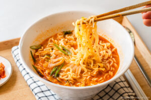 10 Minute Meal – Instant Ramen Recipe (Video) • Just One Cookbook