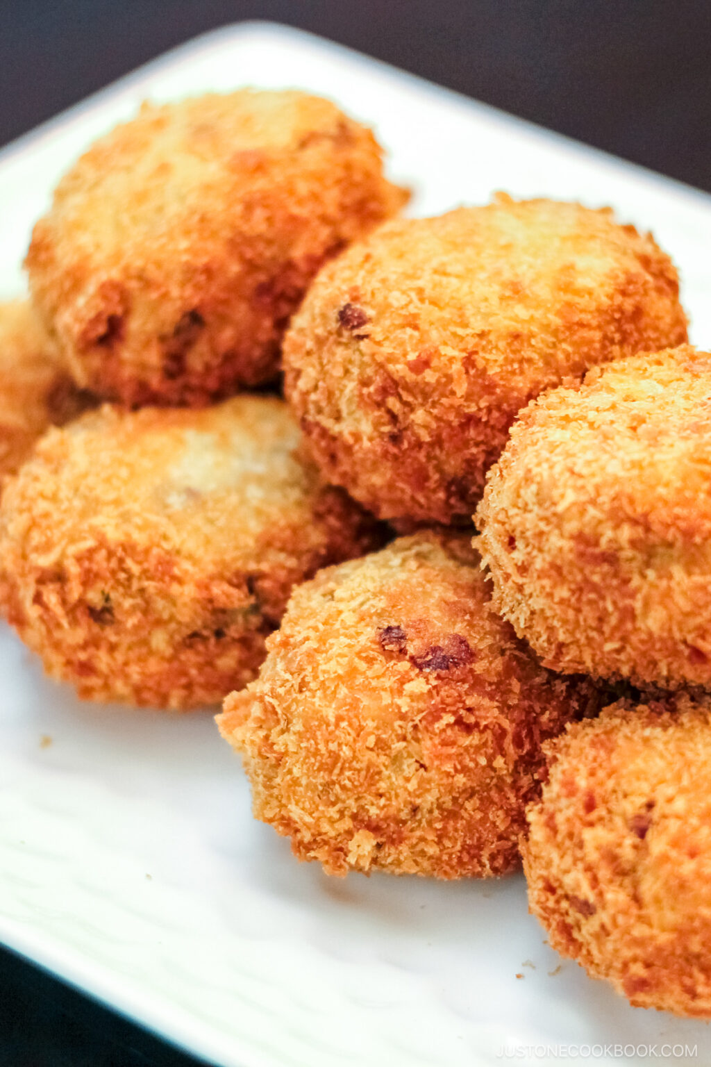 Korokke (Potato & Meat Croquette) コロッケ • Just One Cookbook