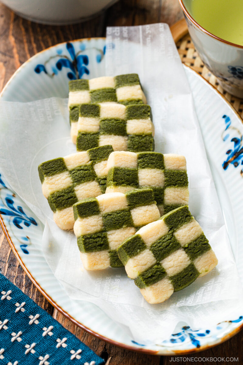 Matcha Checkerboard Cookies 抹茶アイスボックスクッキー • Just One Cookbook