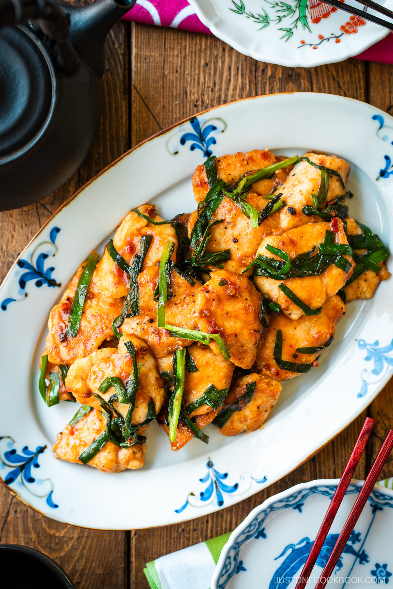 Chicken Stir-fry with Garlic Chives (Video) • Just One Cookbook