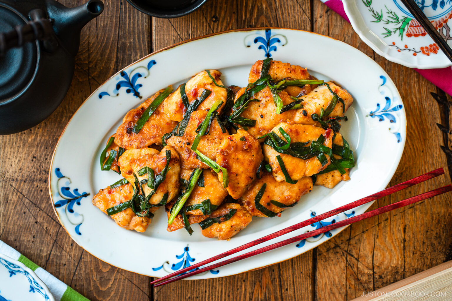 Chicken Stir-fry with Garlic Chives (Video) • Just One Cookbook