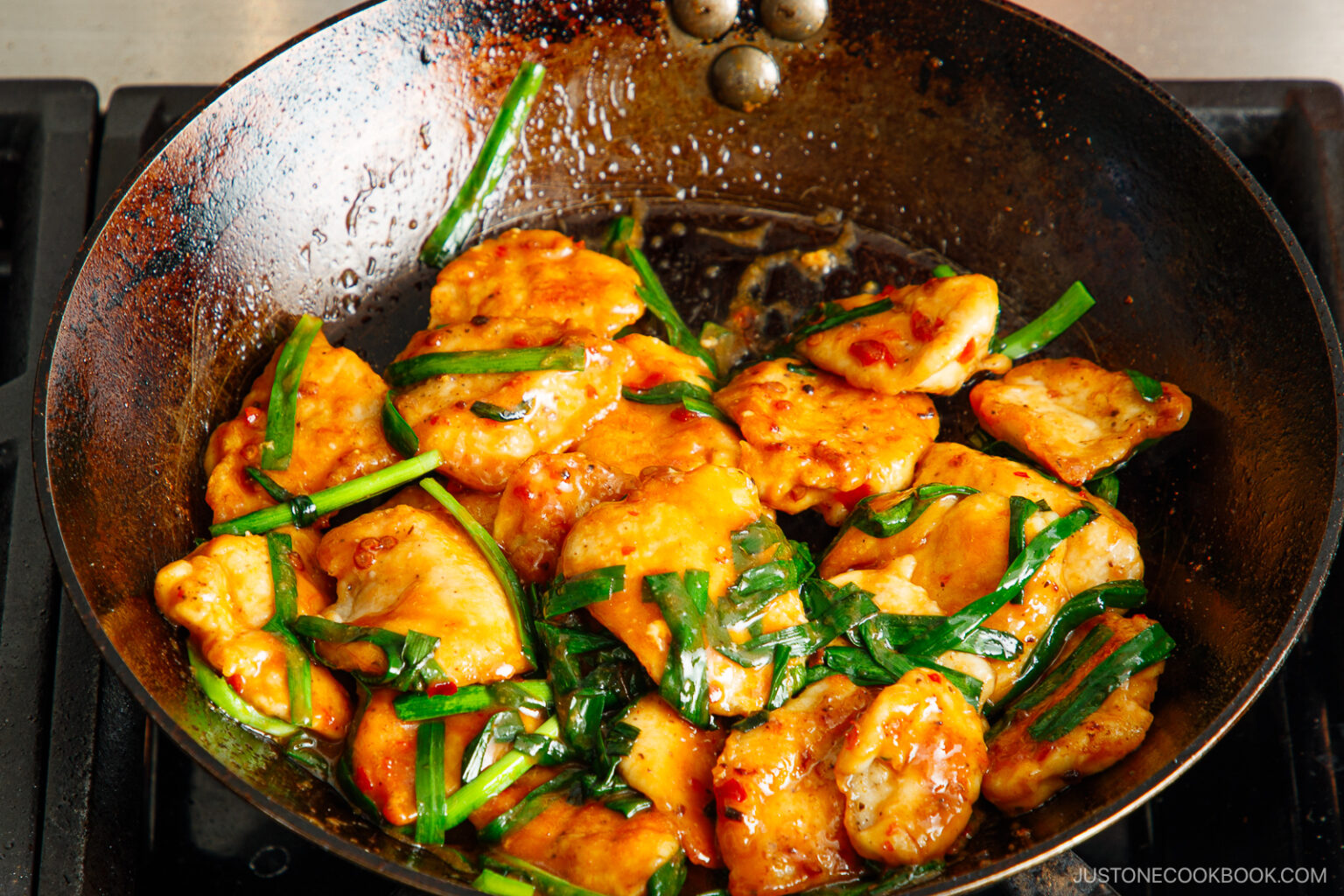Chicken Stir-fry with Garlic Chives (Video) • Just One Cookbook