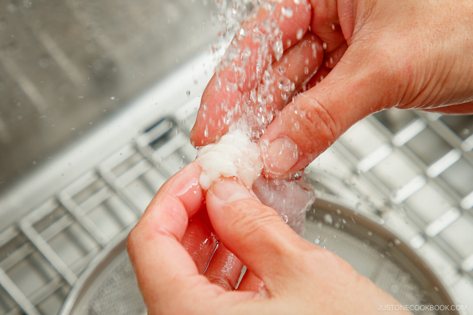 Motsunabe (Japanese Offal Hot Pot) もつ鍋 • Just One Cookbook