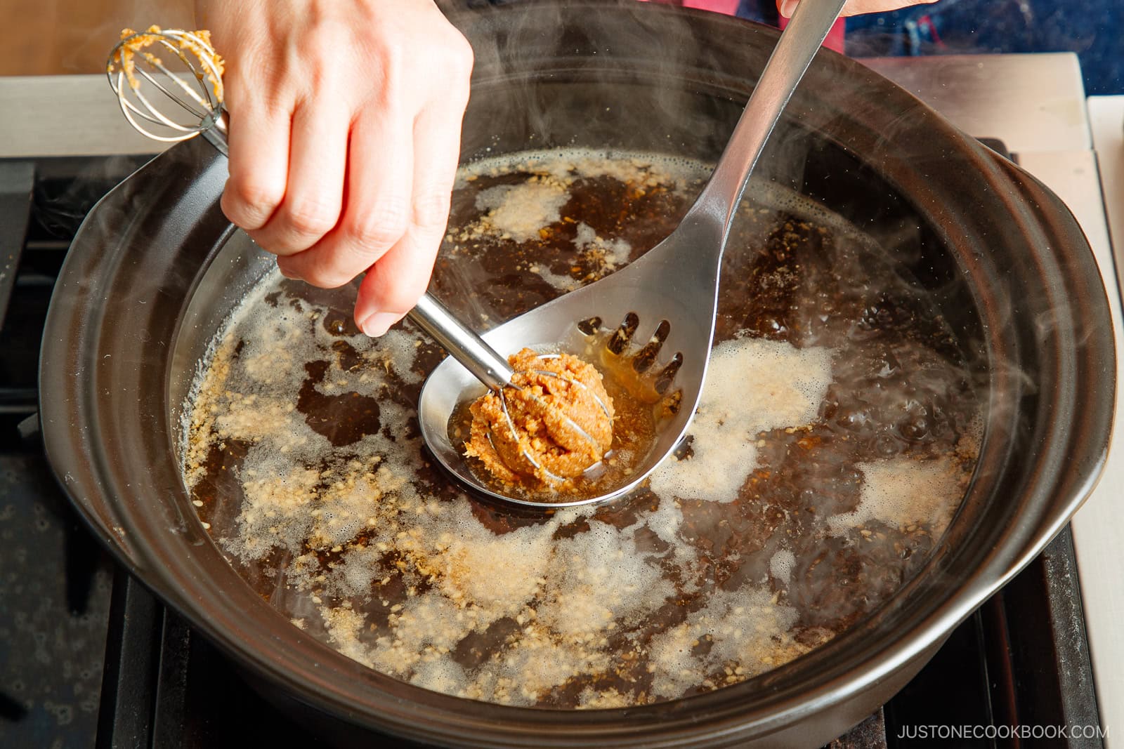 Motsunabe (Japanese Offal Hot Pot) もつ鍋 • Just One Cookbook