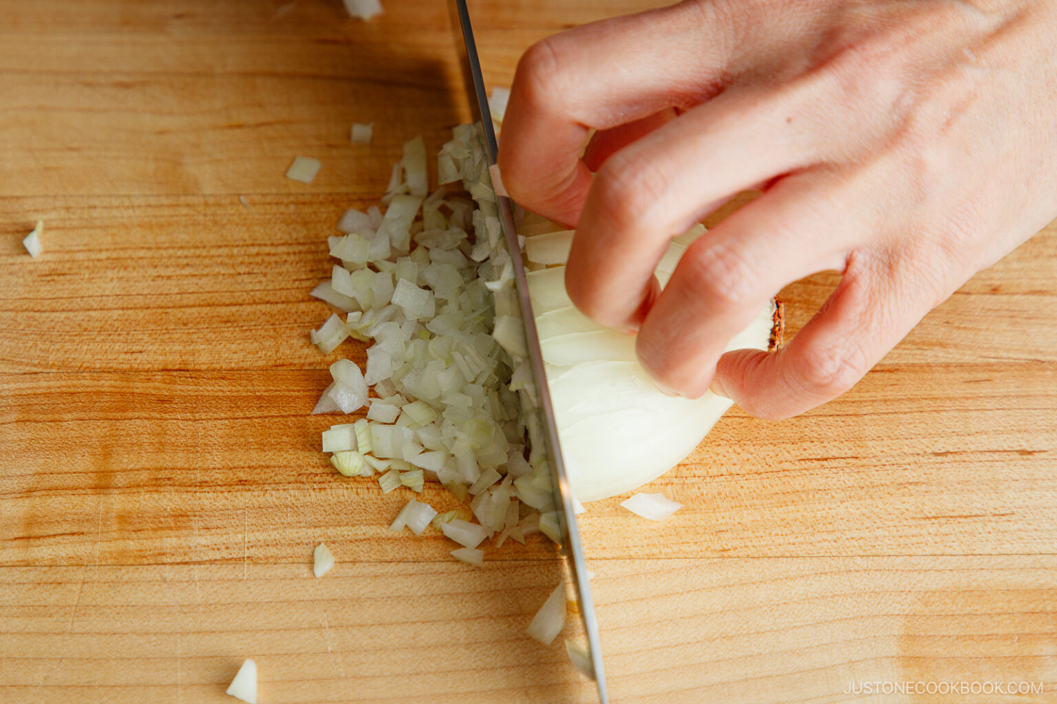Japanese Cutting Techniques & Tips • Just One Cookbook