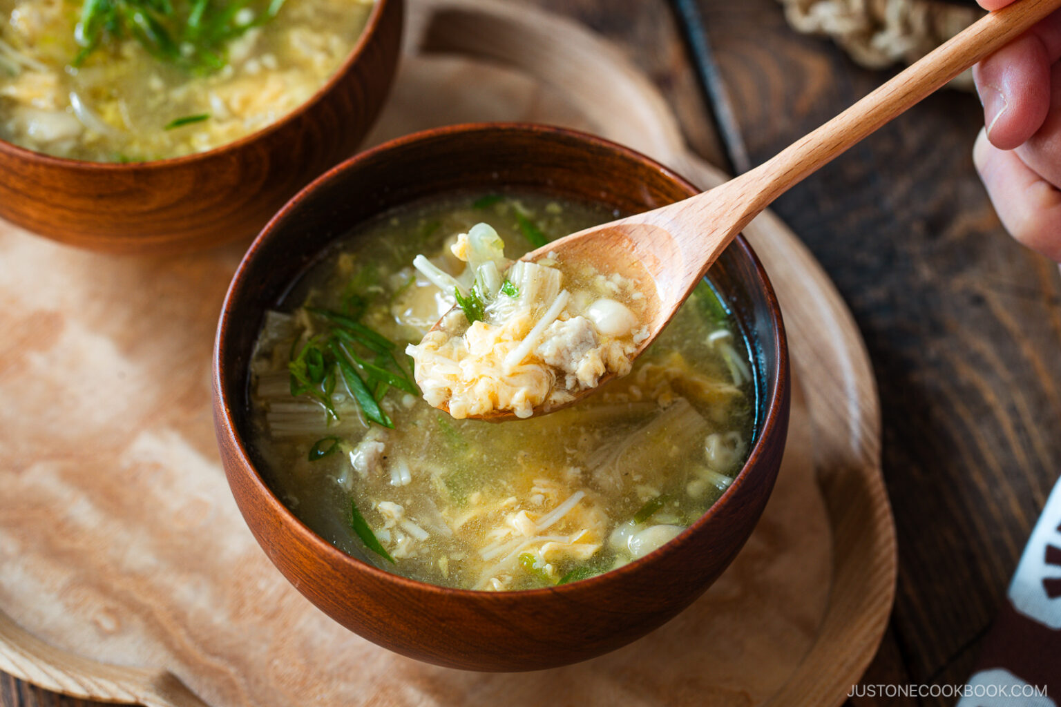 Enoki Egg Drop Soup えのきのかきたま汁 • Just One Cookbook